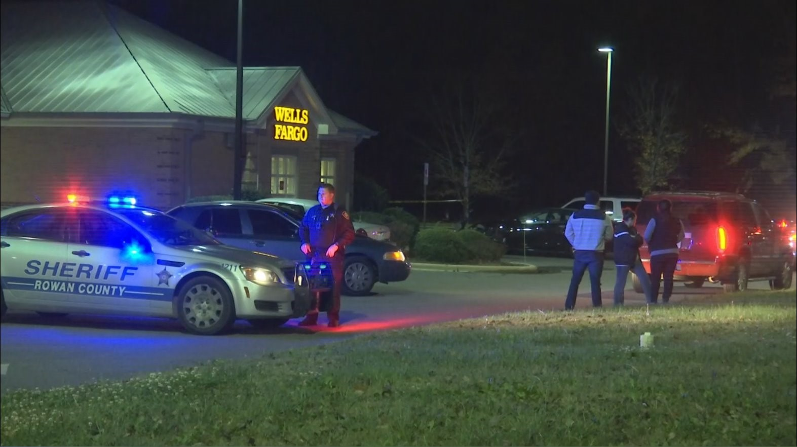 Bank Robbery Suspect Shot Killed By Nc Officer After Chase