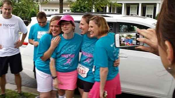 Hundreds gather to 'See Kristen Run' | wcnc.com