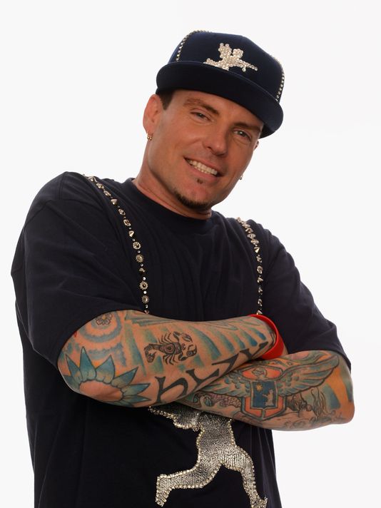 Vanilla Ice arrested for home burglary | wcnc.com