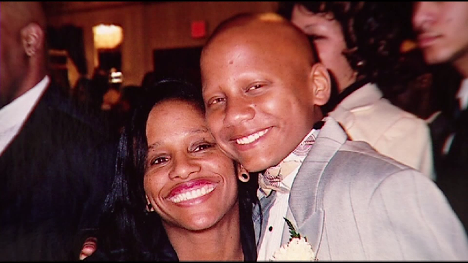 CMPD trying to solve teens murder almost 10 years later | wcnc.com