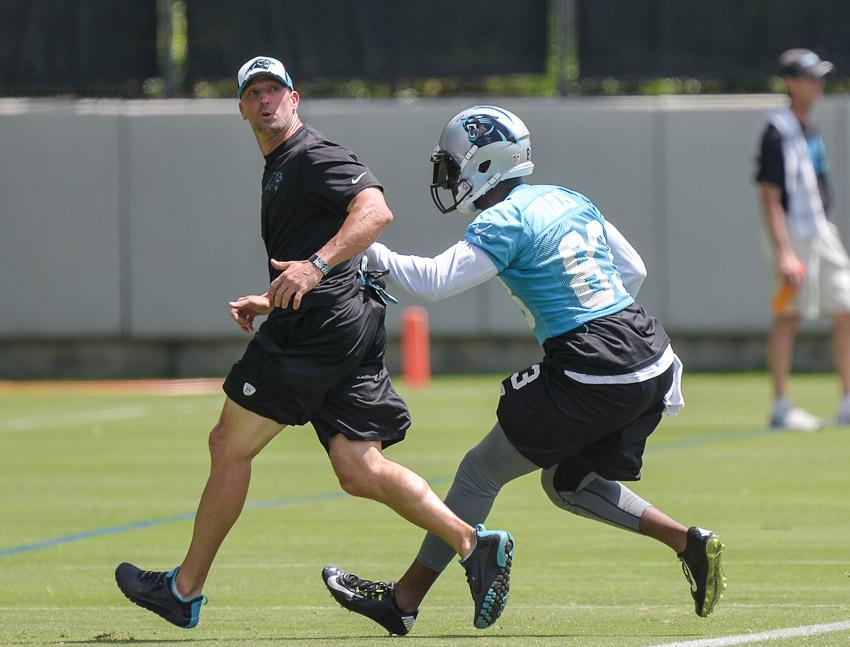 Panthers lucky to have Ricky Proehl on coaching staff | wcnc.com
