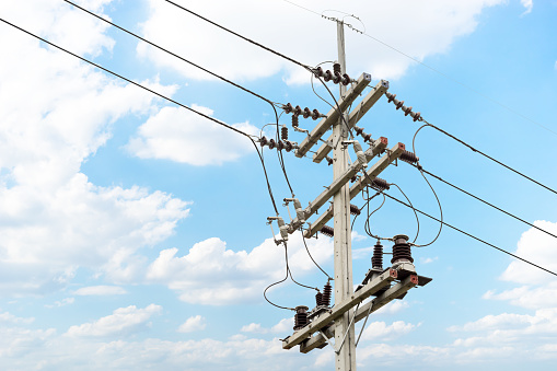 Several reported power outages | wcnc.com