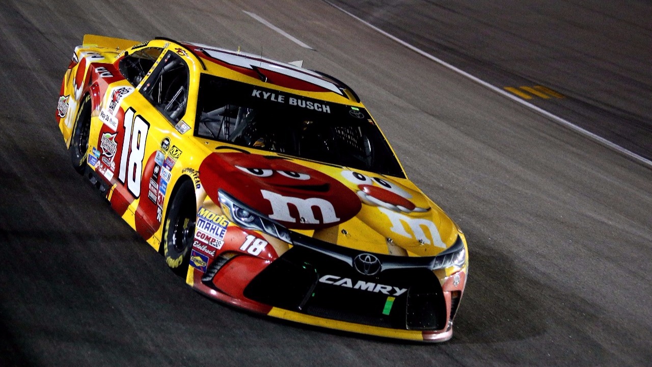 Nascar Kyle Busch Car 2016