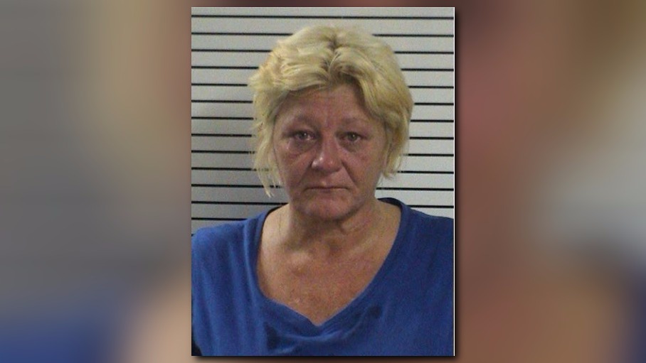 Deputies searching for woman accused of trading gun for heroin | wcnc.com