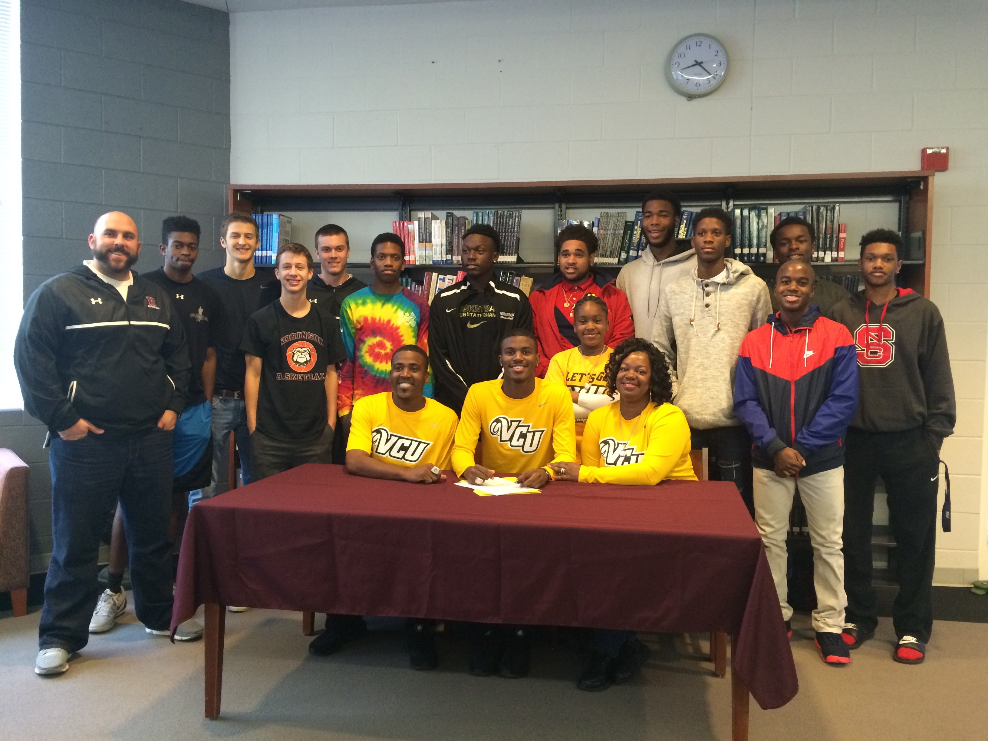 Top NC basketball recruit Batts signs with VCU | wcnc.com